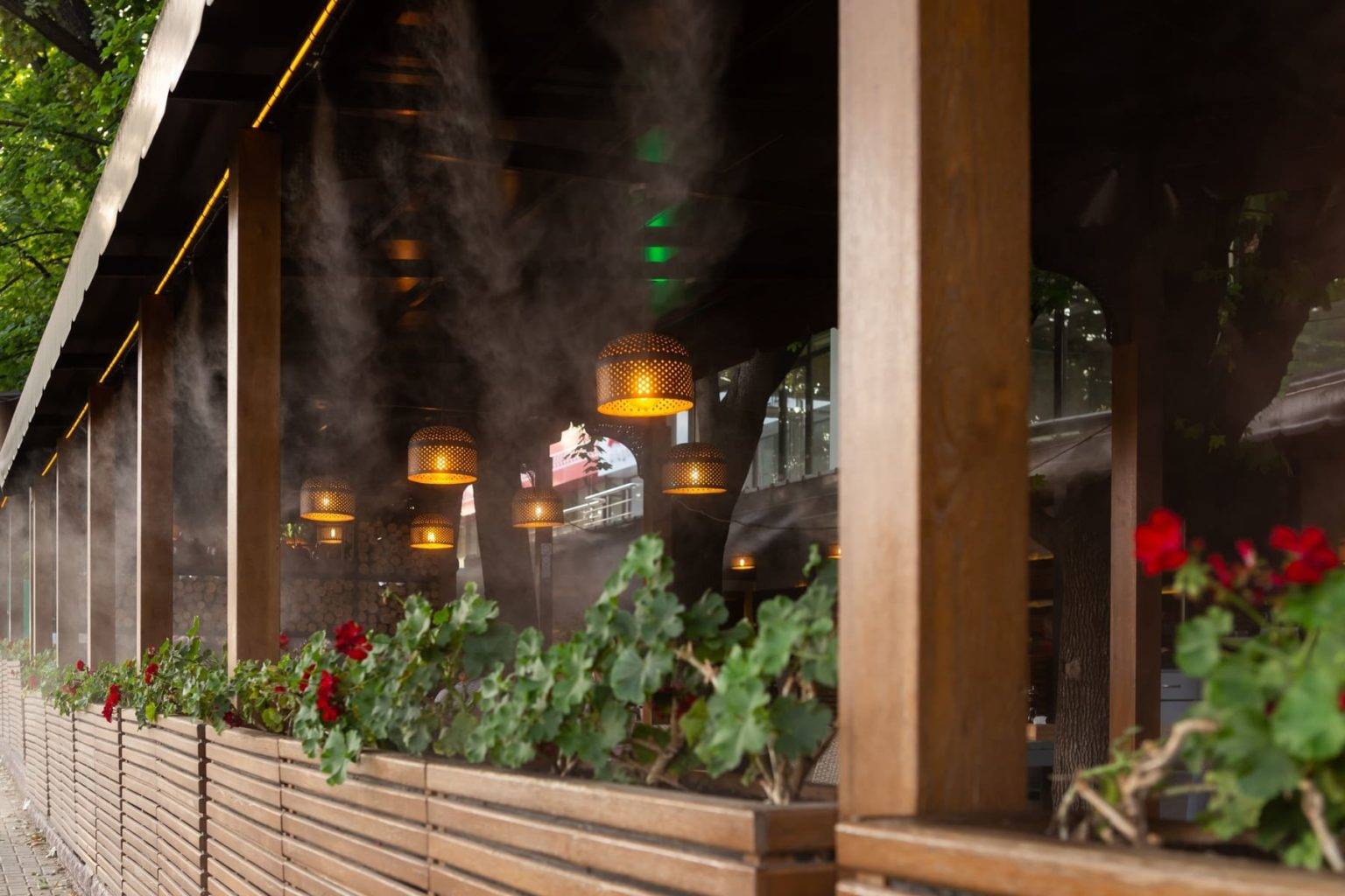 Restaurant Misting Systems | Patio Misters & Outdoor Fans